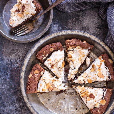 Rocky Road Cookie Pie | Snackmagic | Build your own 100% Custom Snack Stash