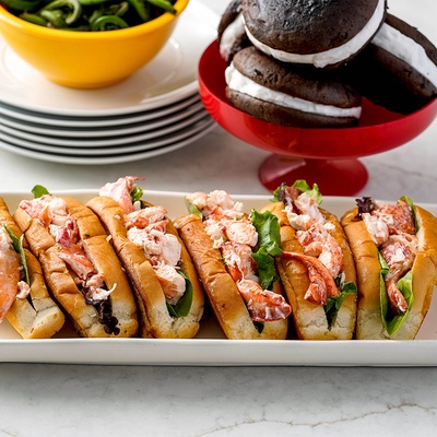 Maine Lobster Rolls & Whoopie Pies (6) | Snackmagic | Build your own ...
