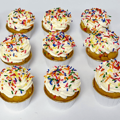 Nut-Free Birthday Cupcake (12) | Snackmagic | Build your own 100% ...